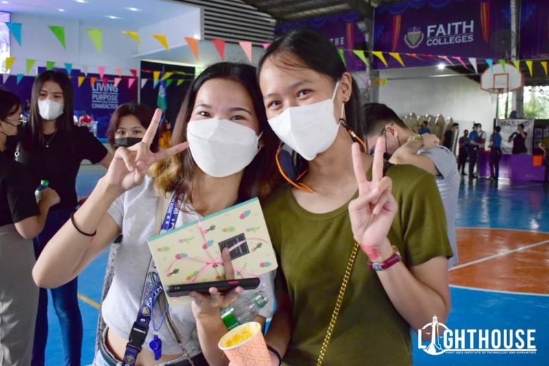 Froshies, Senior High students flock to the Fun Fair & Festival – The ...